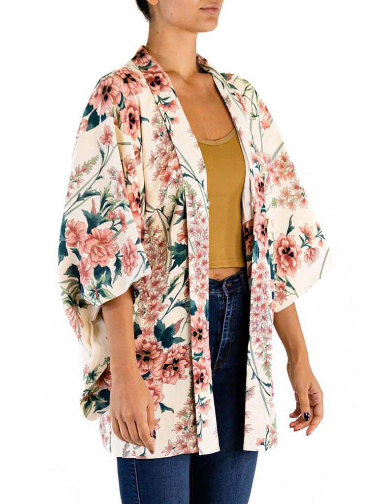 1950S White Silk Pink Floral Short Kimono For Sale at 1stDibs