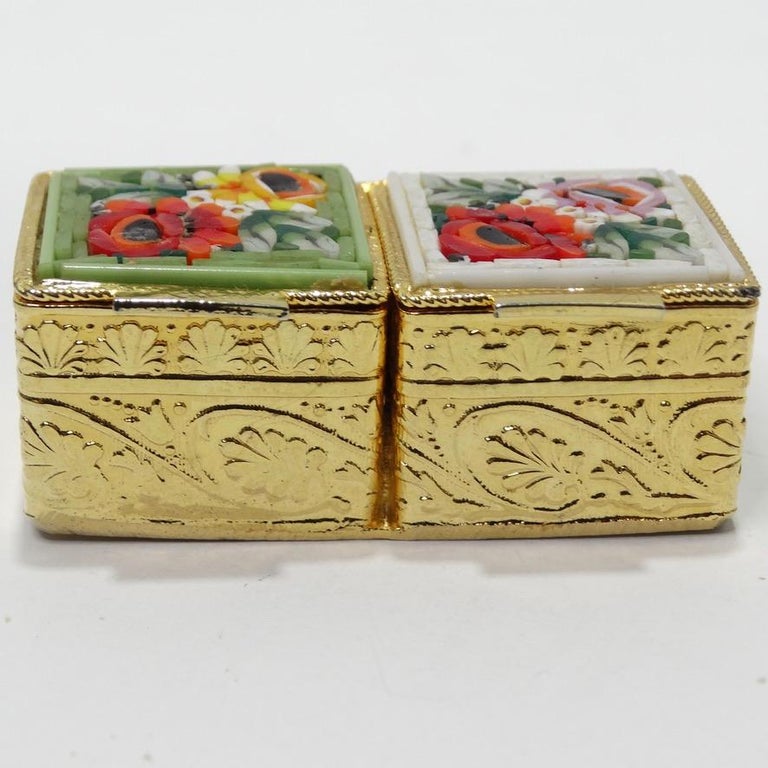 1960 18K Gold Art Deco Pill Box For Sale at 1stDibs