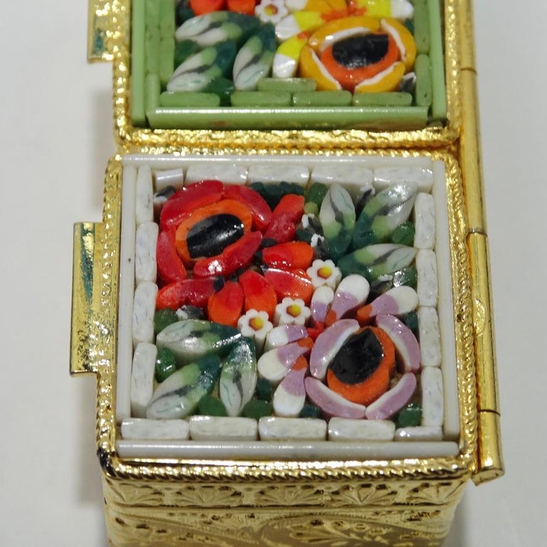 1960 18K Gold Art Deco Pill Box For Sale at 1stDibs