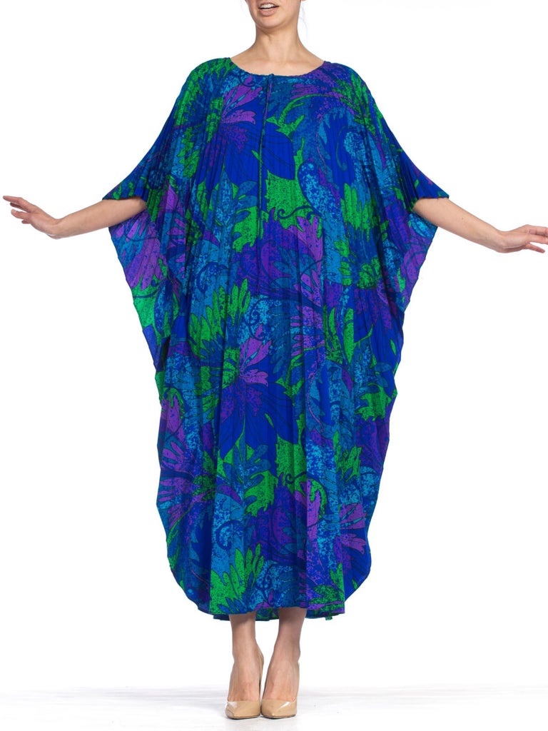 1970S Printed Tropical Cotton Barkcloth Pleated Kaftan at 1stDibs ...