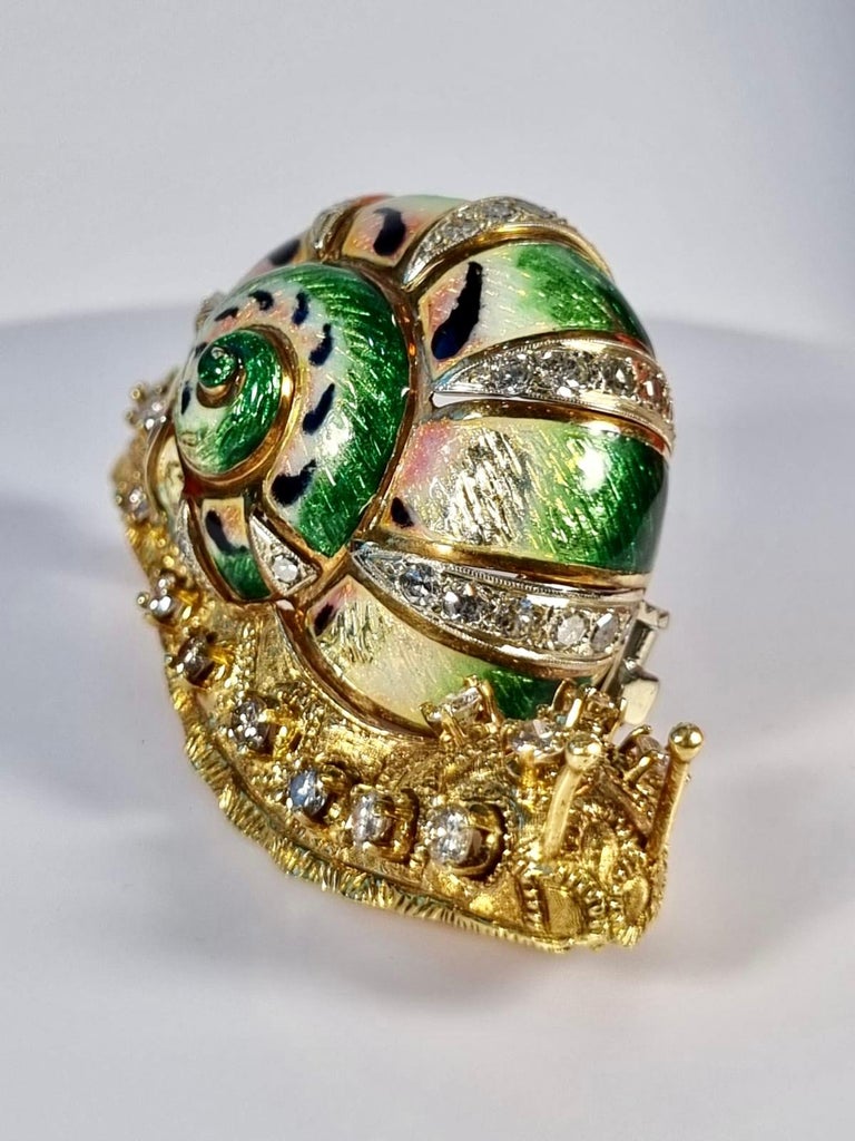 1960's Italian Enamel Snail in 18k Gold and Diamonds Brooche For Sale ...