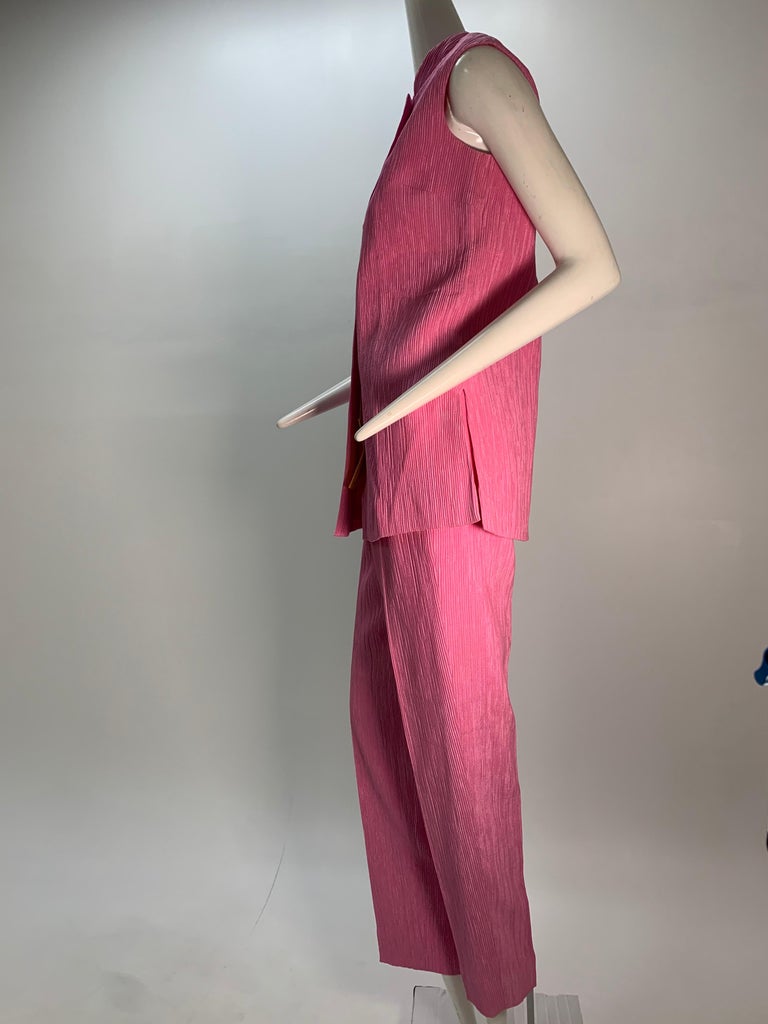 1960 Saks Pink Crinkle Capri Pant and Nehru Tunic Ensemble For Sale at ...
