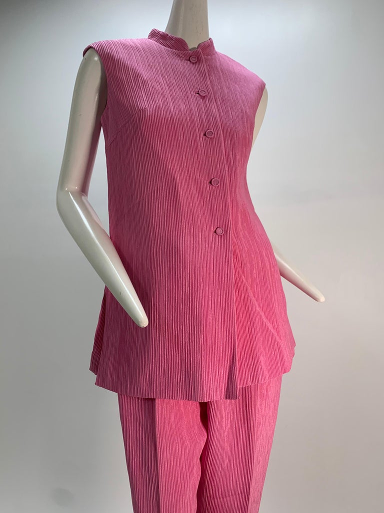 1960 Saks Pink Crinkle Capri Pant and Nehru Tunic Ensemble For Sale at ...
