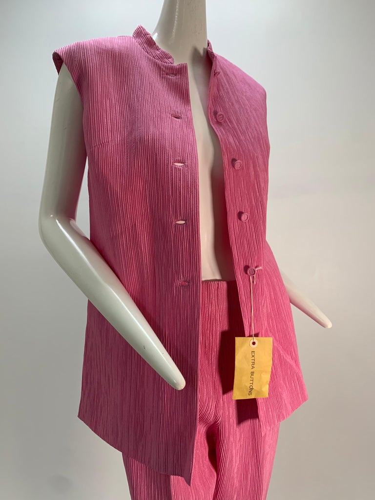 1960 Saks Pink Crinkle Capri Pant and Nehru Tunic Ensemble For Sale at ...