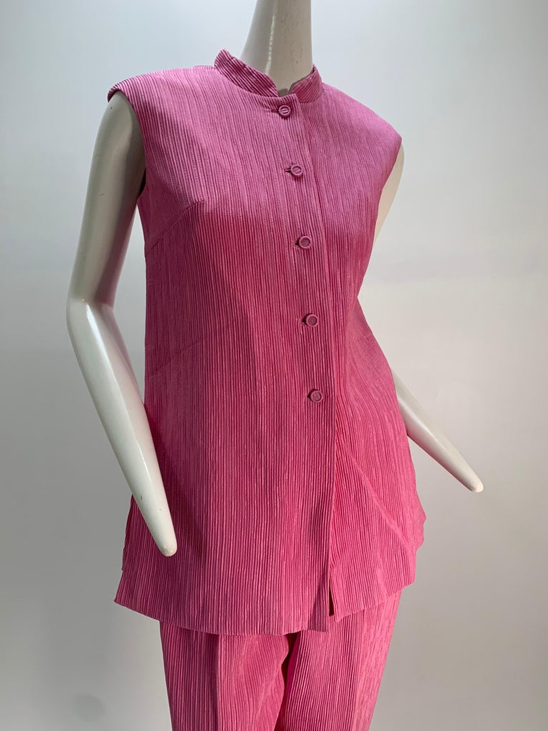 1960 Saks Pink Crinkle Capri Pant and Nehru Tunic Ensemble For Sale at ...