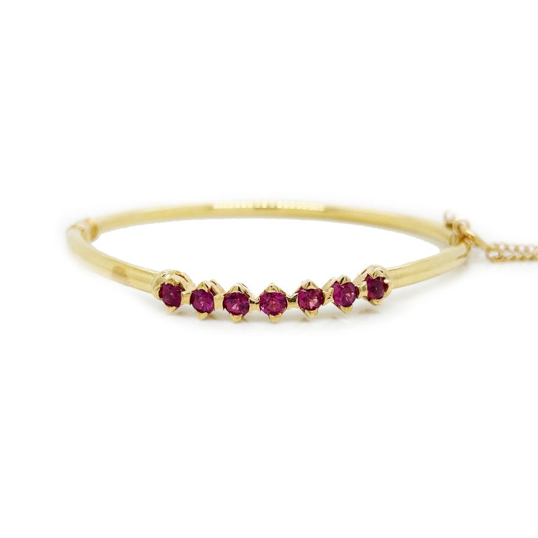 1960s, 14K Yellow Gold Ruby Hinged Bangle For Sale at 1stDibs