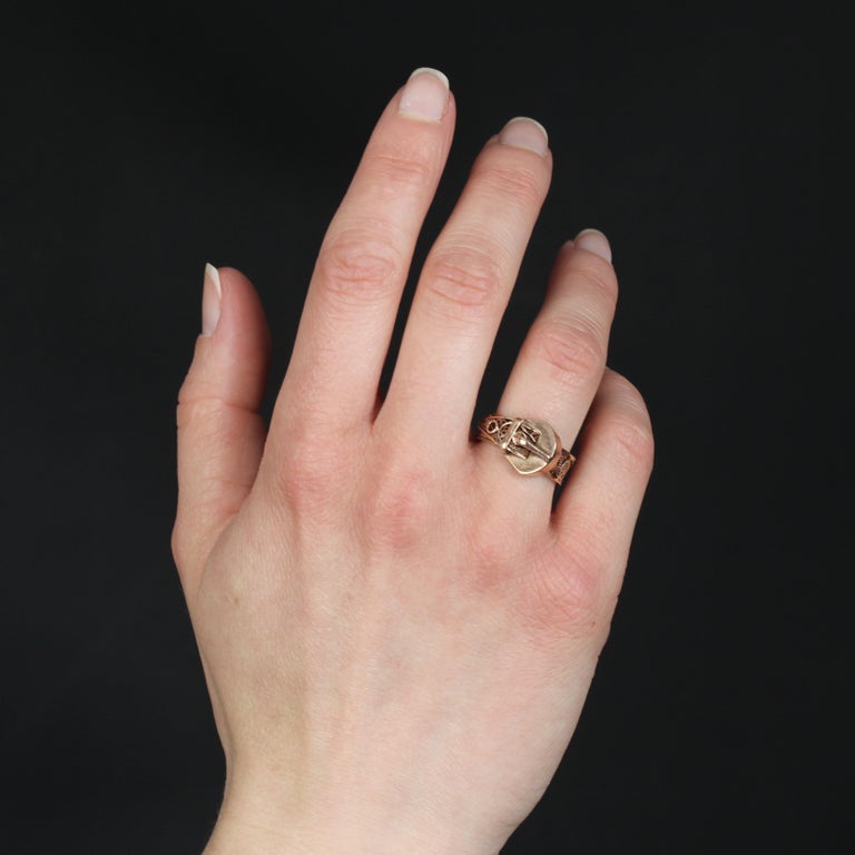 1960s 18 Karat Yellow Gold Filigreed Belt Ring For Sale at 1stDibs