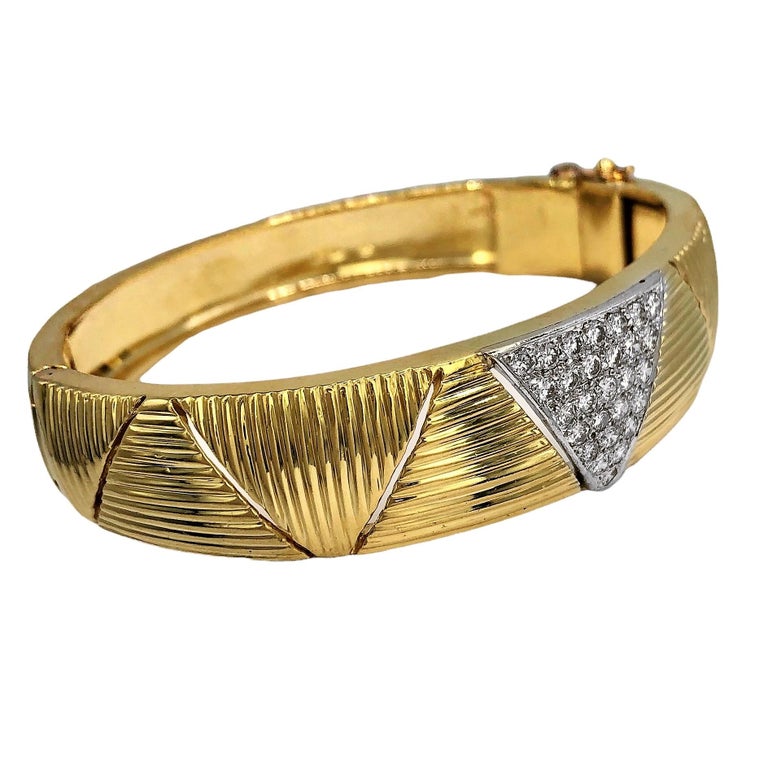 1960's 18K Yellow Gold Italian Triangle Motif Diamond Bangle Bracelet ...