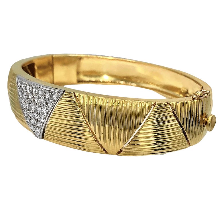 1960's 18K Yellow Gold Italian Triangle Motif Diamond Bangle Bracelet ...
