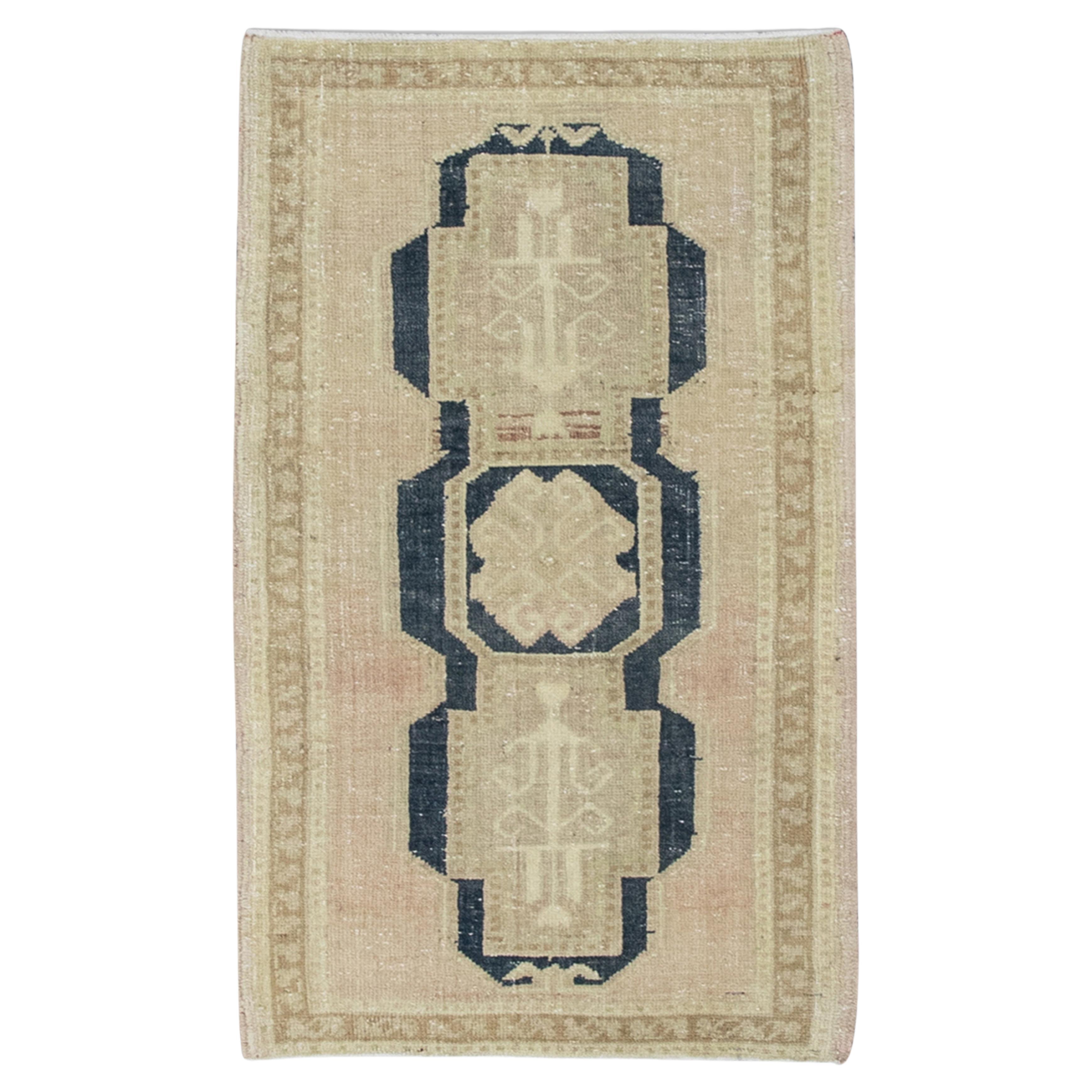 1960s Beige and Pink Vintage Turkish Mini Rug 1'7" X 3'1" For Sale at ...