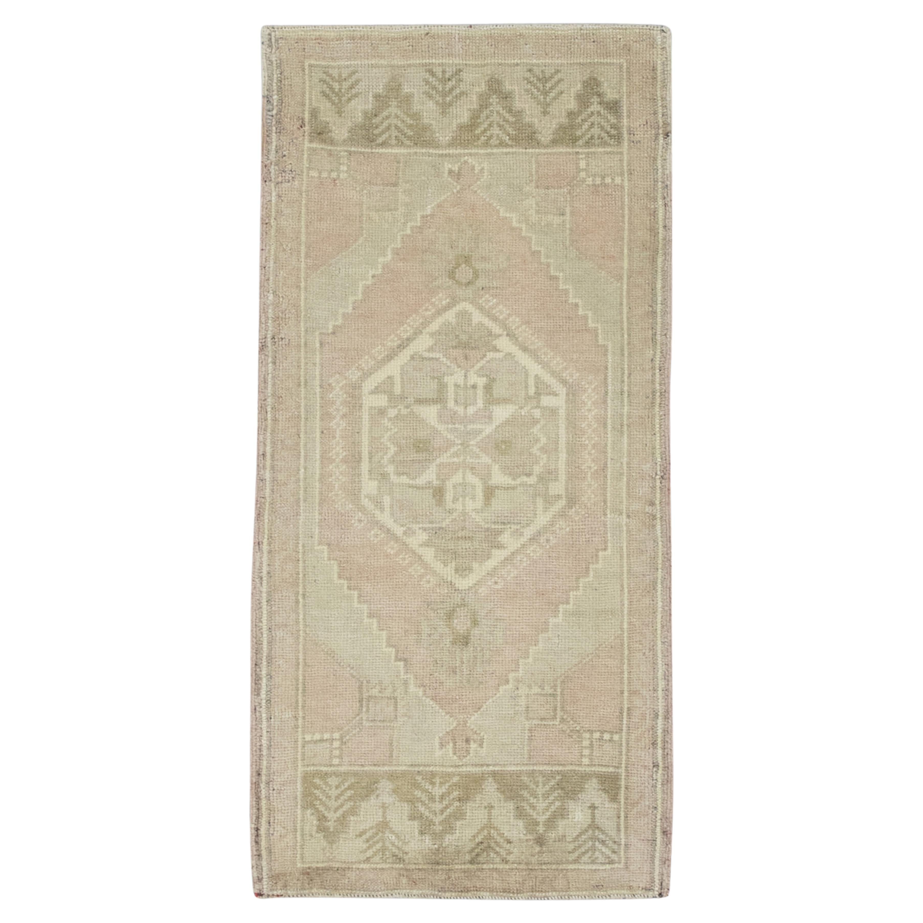 1960s Pink and Gray Vintage Turkish Mini Rug 1'7" X 3' For Sale at 1stDibs