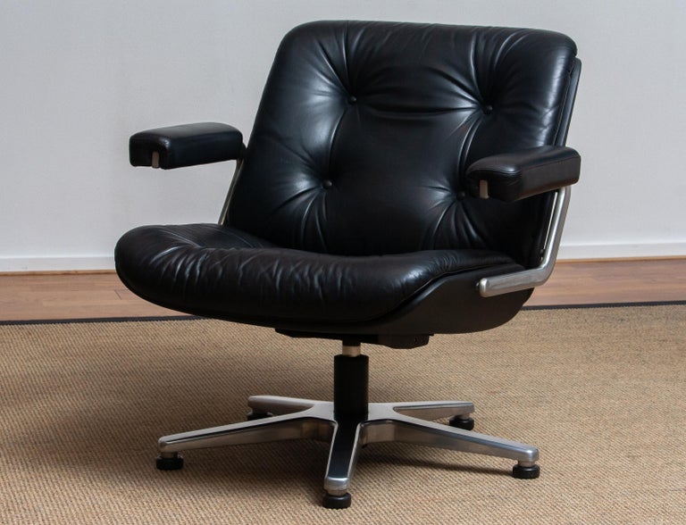 1960s, Black Leather Swivel Chair by Martin Stoll for Giroflex Stoll Mdl, 7065 For Sale at 1stDibs