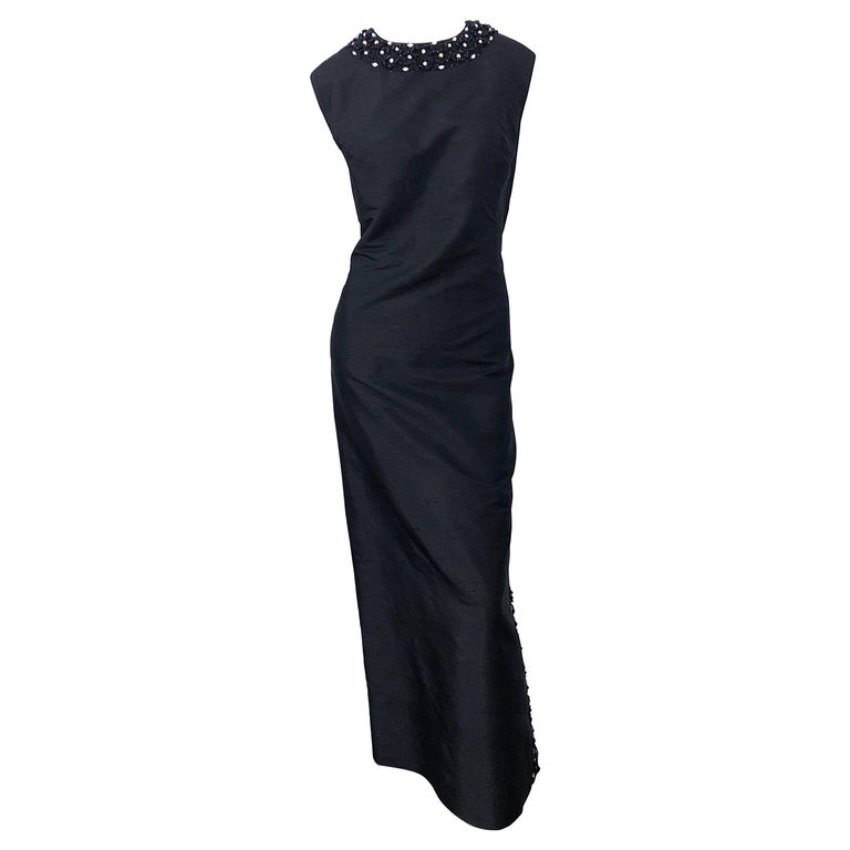 Cavanagh's Couture - Robe vintage en soie Shantung noire ornée de ...