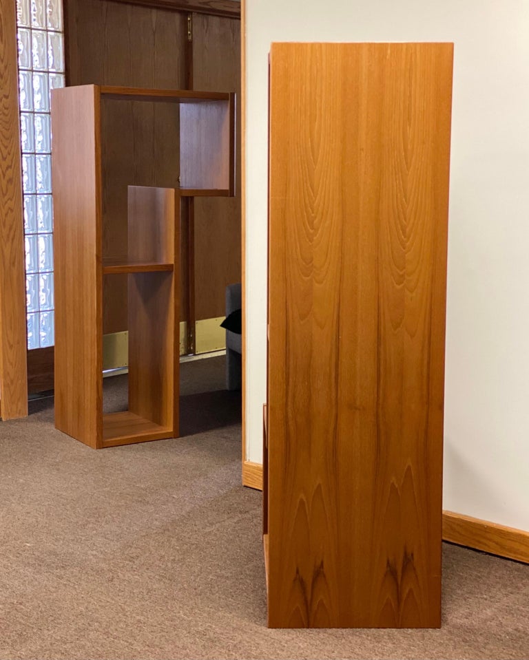 1960s Danish Modern Expandable Teak Bookcase, 2 Pieces For Sale at 1stDibs