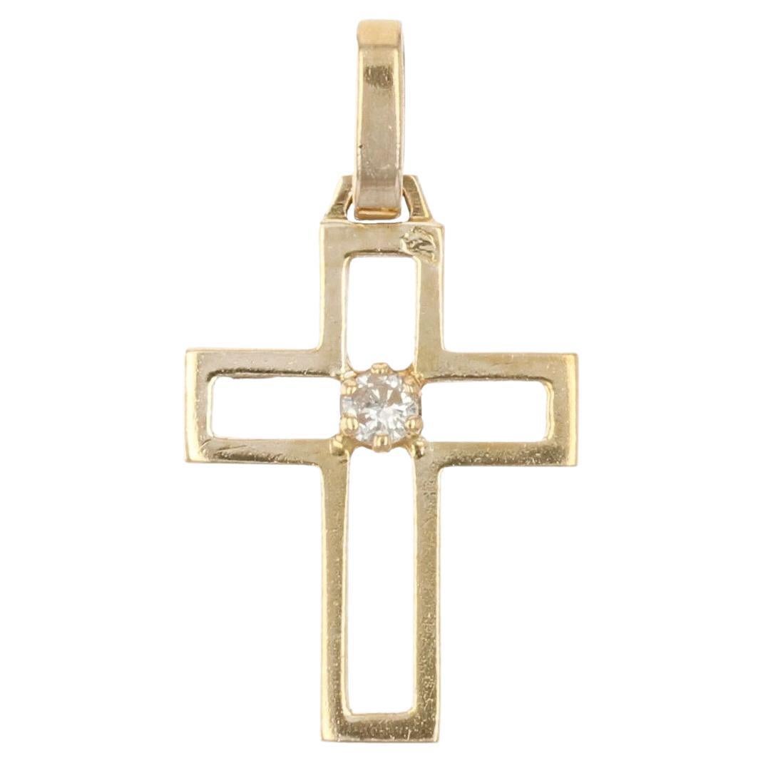 18 Karat Yellow Gold Diamond Cross Pendant Necklace at 1stDibs