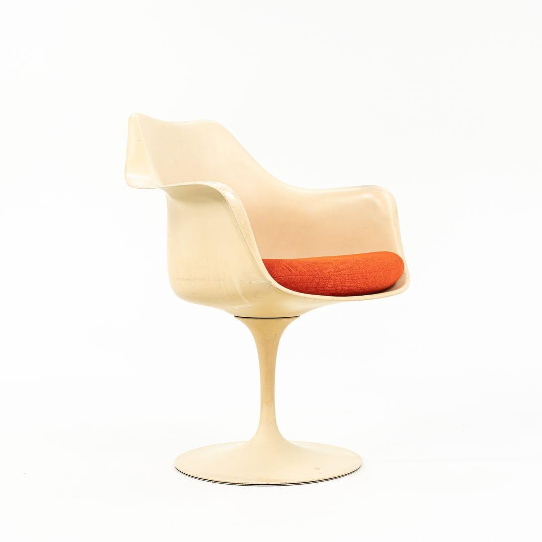1960s Eero Saarinen for Knoll Swivel Pedestal Tulip Armchair w/ New Cushion For Sale at 1stDibs