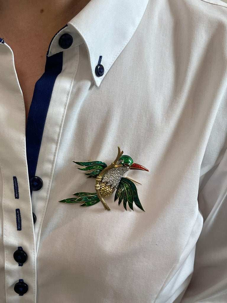1960s Enamel Diamond Gold Bird Brooch Pin For Sale at 1stDibs
