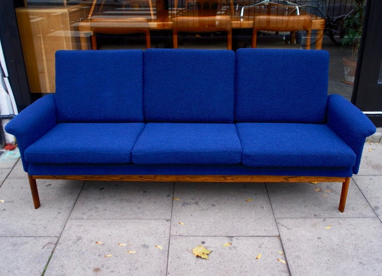 1960s Finn Juhl Hardwood Framed 'Jupiter' Sofa For Sale at 1stDibs