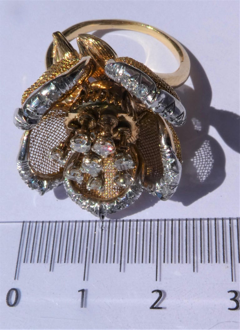 1960s French Retro Diamond 18 Karat Gold Flower Ring with Movable ...