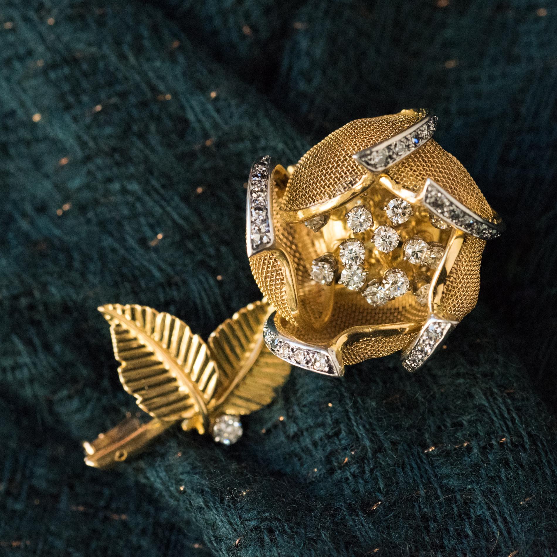 1960s French Retro Rose Shape Articulated Diamond Yellow Gold Brooch at ...