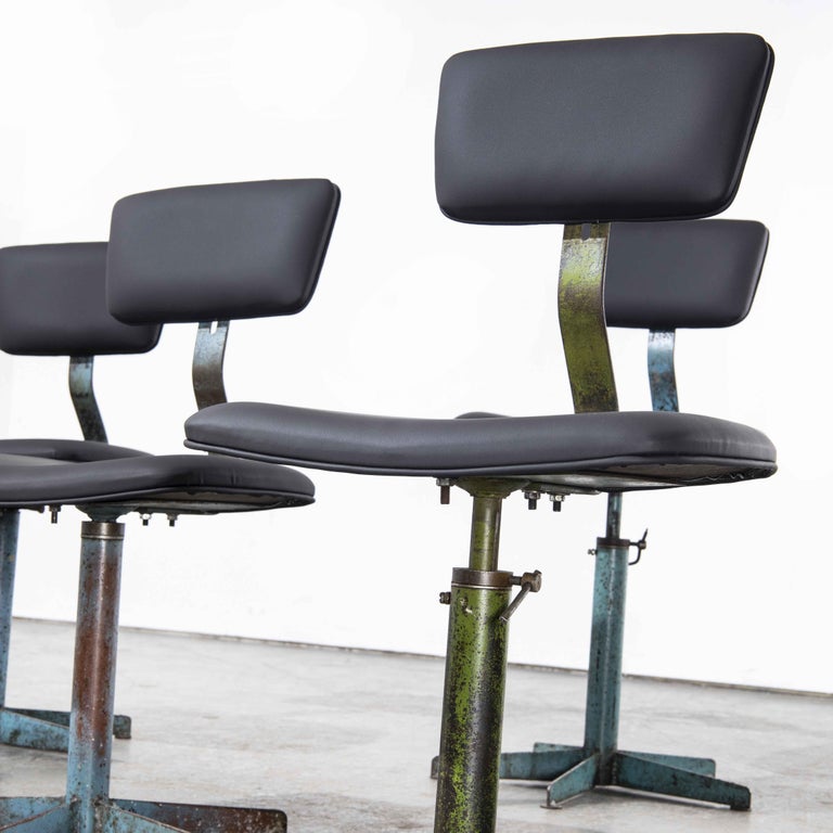 1960's French Swivelling Industrial Chairs, Set of Five For Sale at 1stDibs