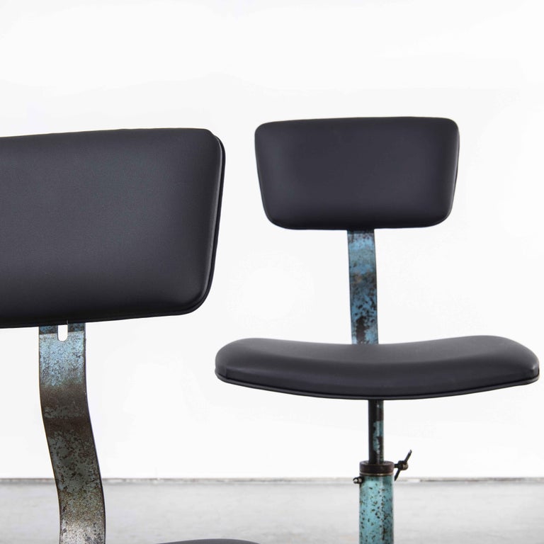 1960's French Swivelling Industrial Chairs, Set of Five For Sale at 1stDibs