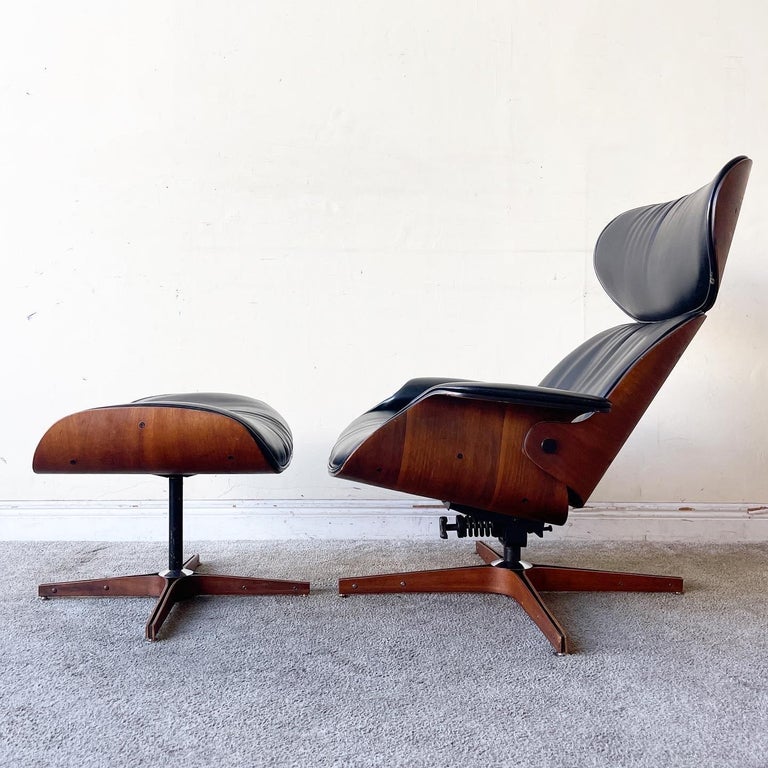 1960s George Mulhauser for Plycraft 'Mr. Chair' Lounge Chair and Ottoman For Sale at 1stDibs