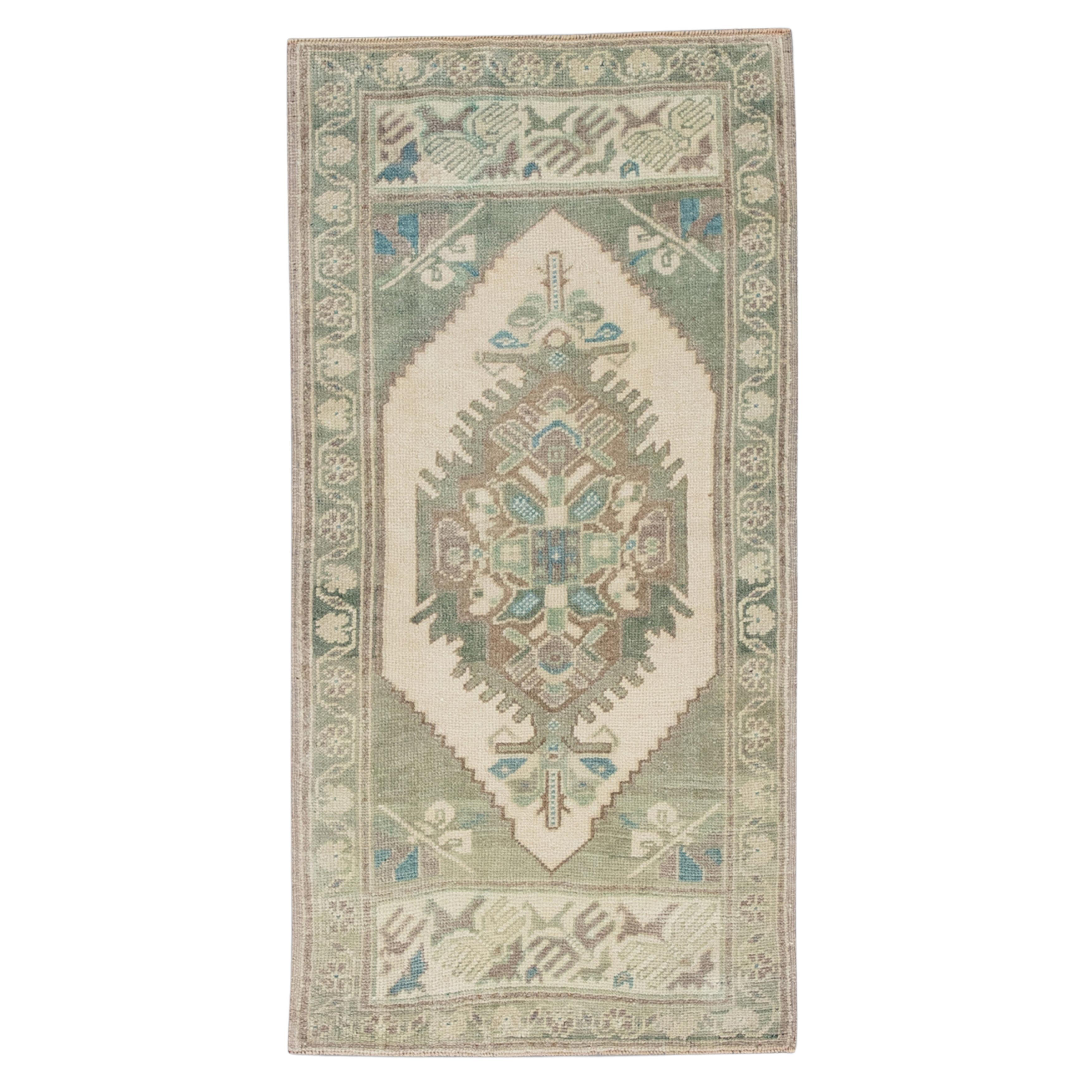 1960s Red Multicolor Vintage Turkish Mini Rug 1'10" x 2'8" For Sale at ...