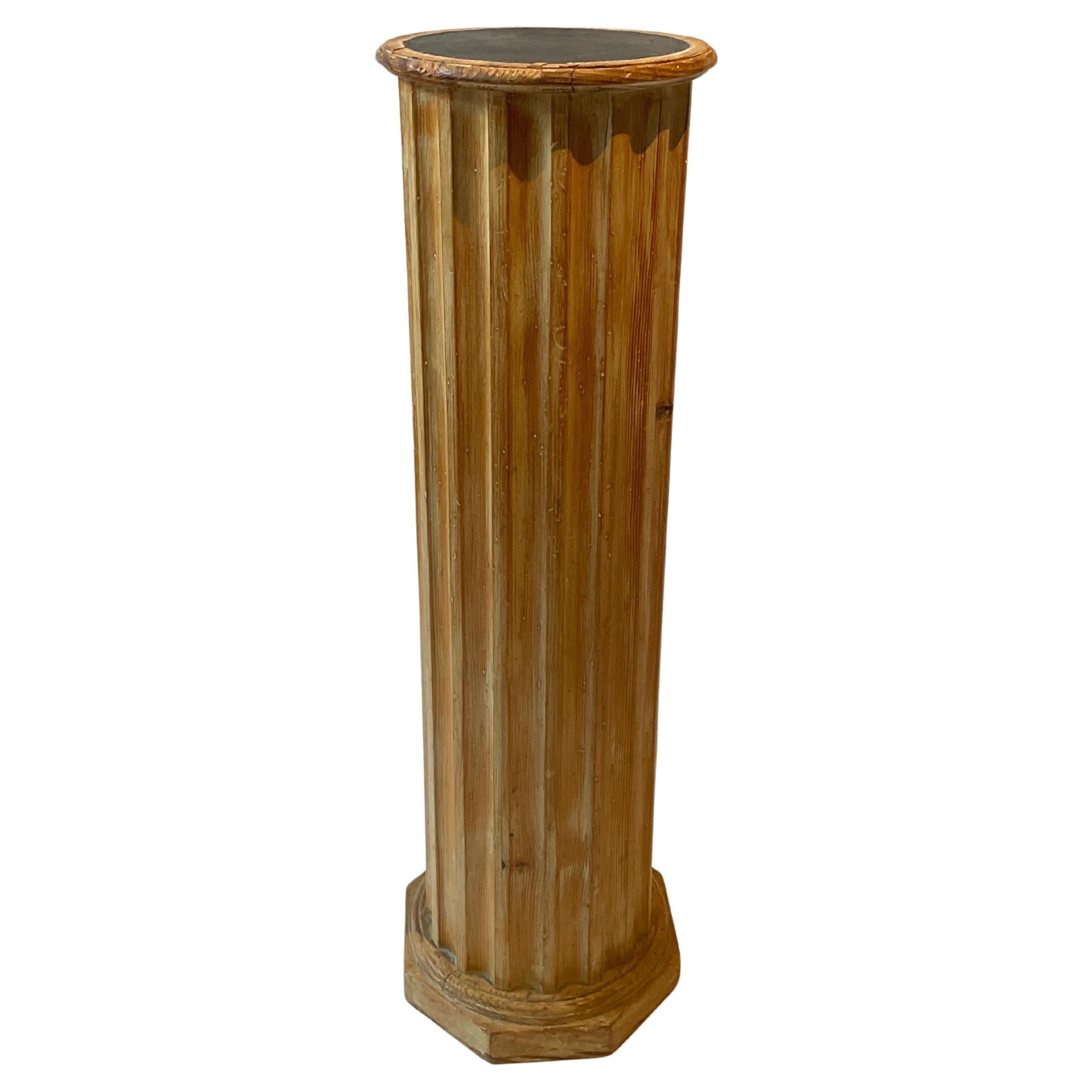 1960s Italian Readed Wood Pedestal at 1stDibs