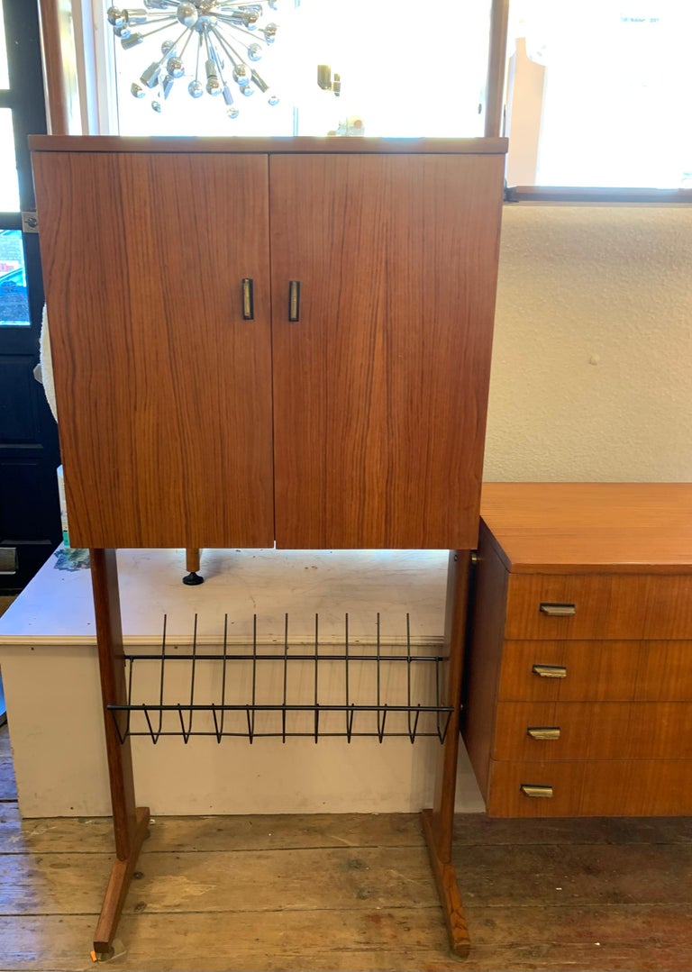 1960s Italian Teak and Brass Wall Shelving Unit by Vittorio Dassi for ...