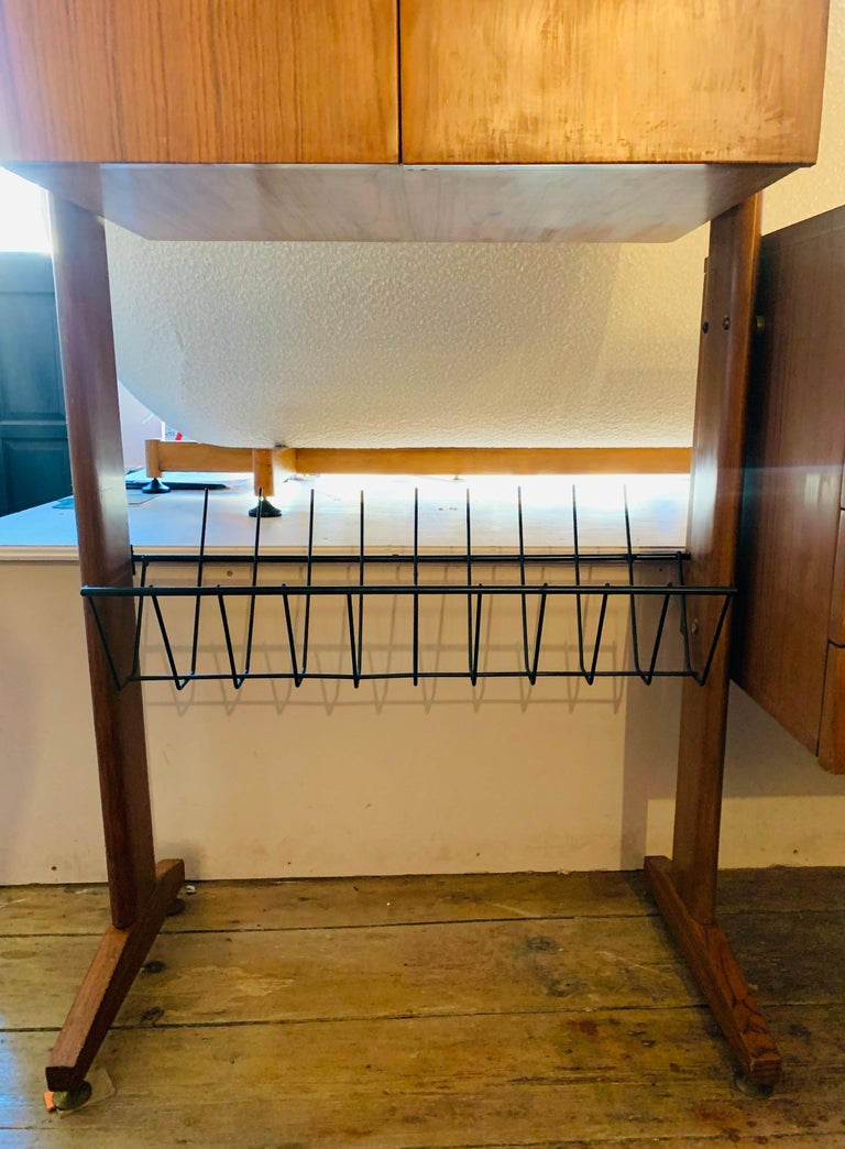 1960s Italian Teak and Brass Wall Shelving Unit by Vittorio Dassi for ...