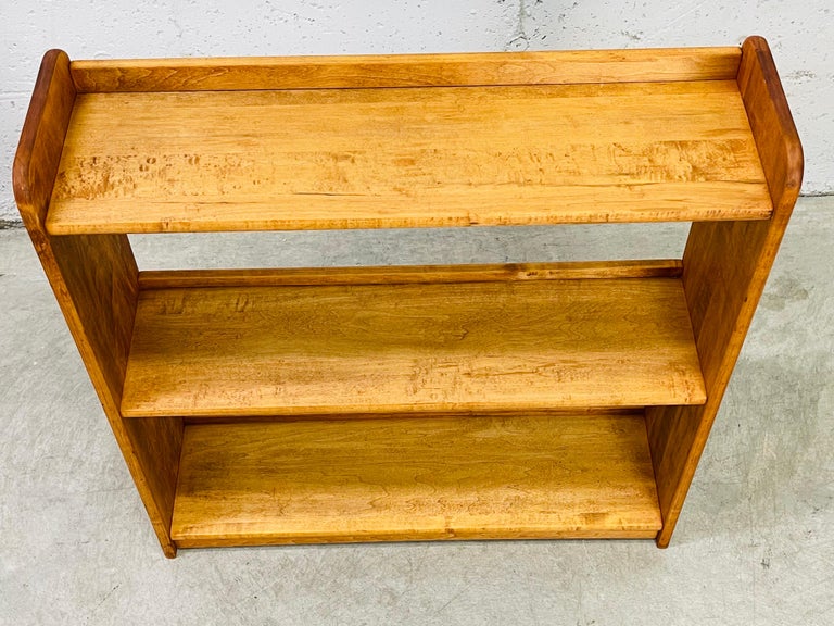 1960s Maple Wood Bookshelf For Sale at 1stDibs