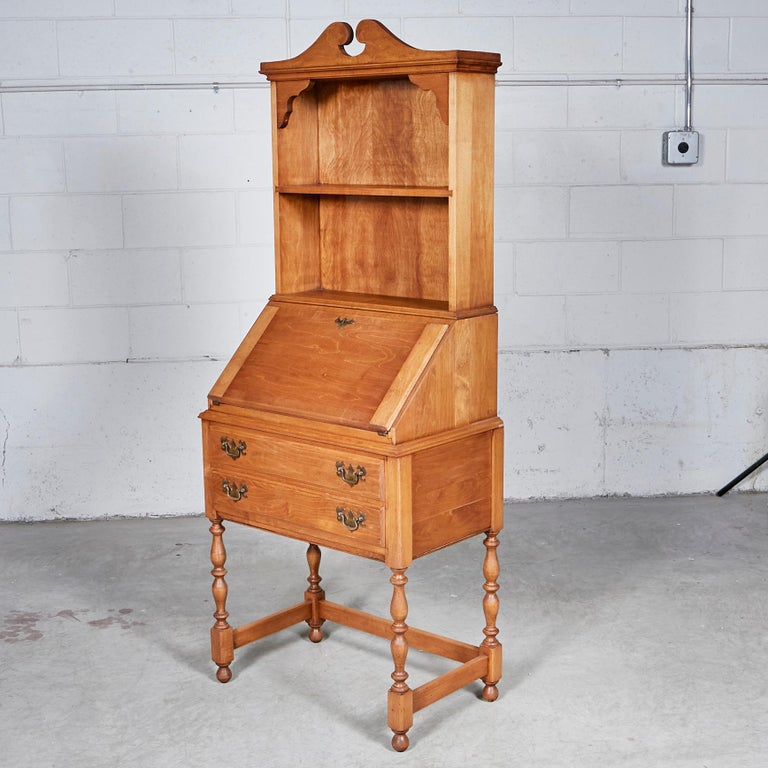 1960s Maple Wood Secretary Desk For Sale at 1stDibs