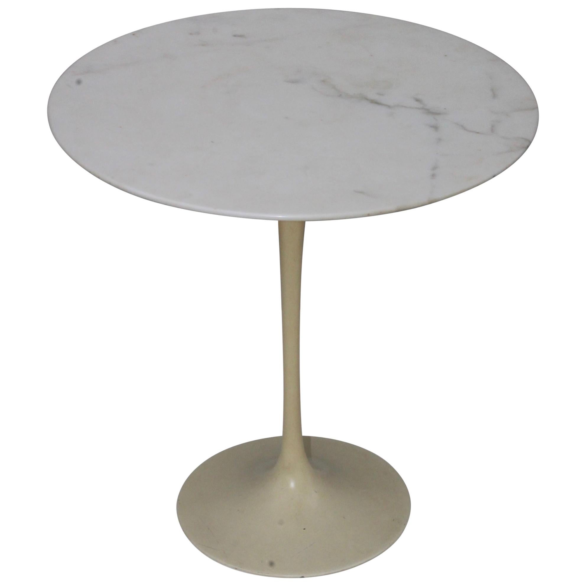 1960s Marble Top End Table by Eero Saarinen for Knoll at 1stDibs