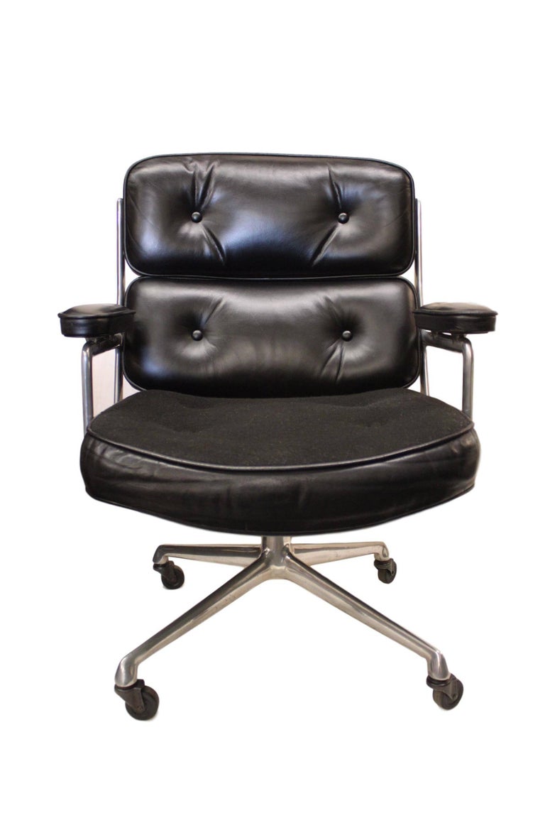 1960s Mid-Century Modern Herman Miller Time Life Executive Desk Lounge ...