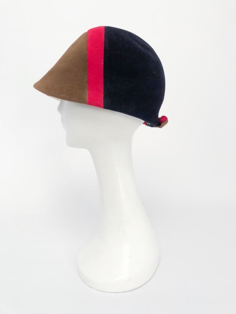 1960s Mod Felt Hat For Sale at 1stDibs