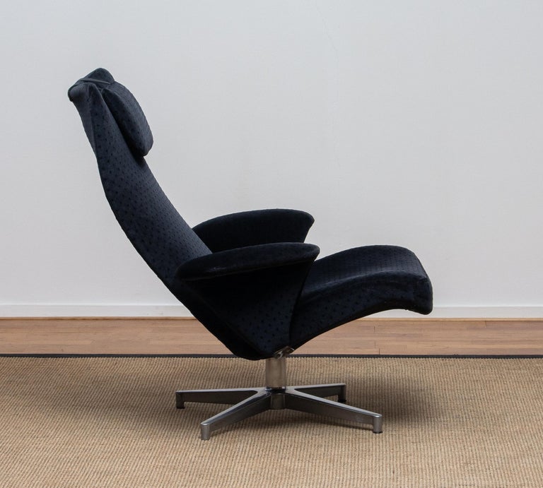 1960s Pair of Black Velvet Contourett Ronto Swivel Chairs by Alf ...