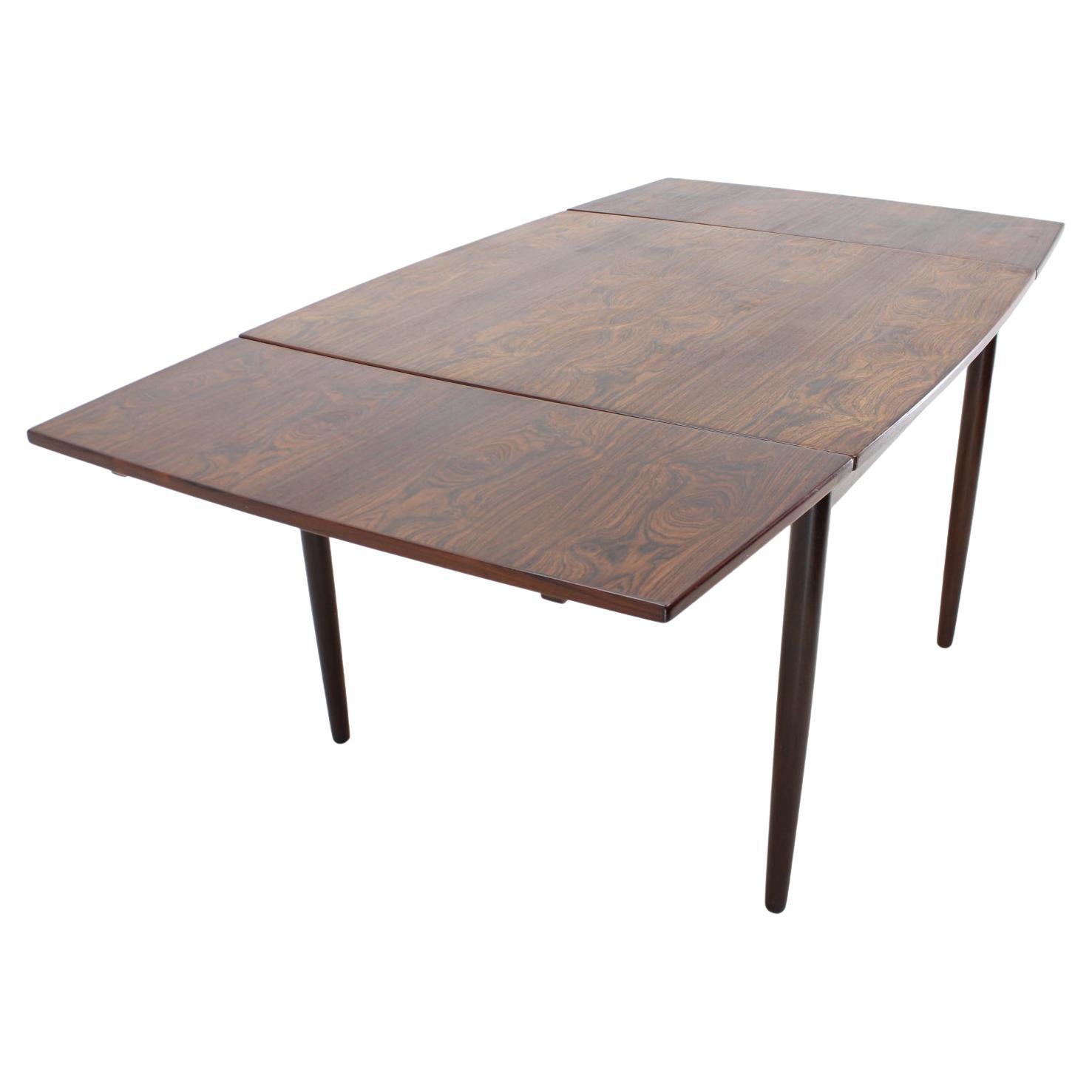 1960s Danish Design Extendable Dining Table For Sale at 1stDibs