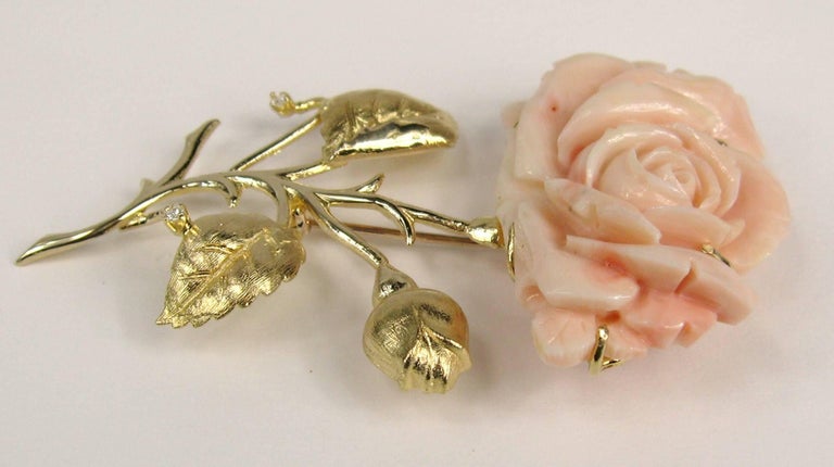 1960s Pink Coral 14 Karat Gold Diamond Rose Brooch Pin For Sale at 1stDibs