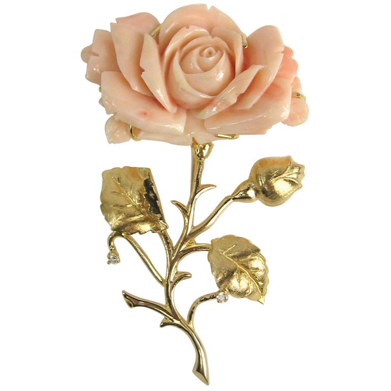 1960s Pink Coral 14 Karat Gold Diamond Rose Brooch Pin For Sale at 1stDibs