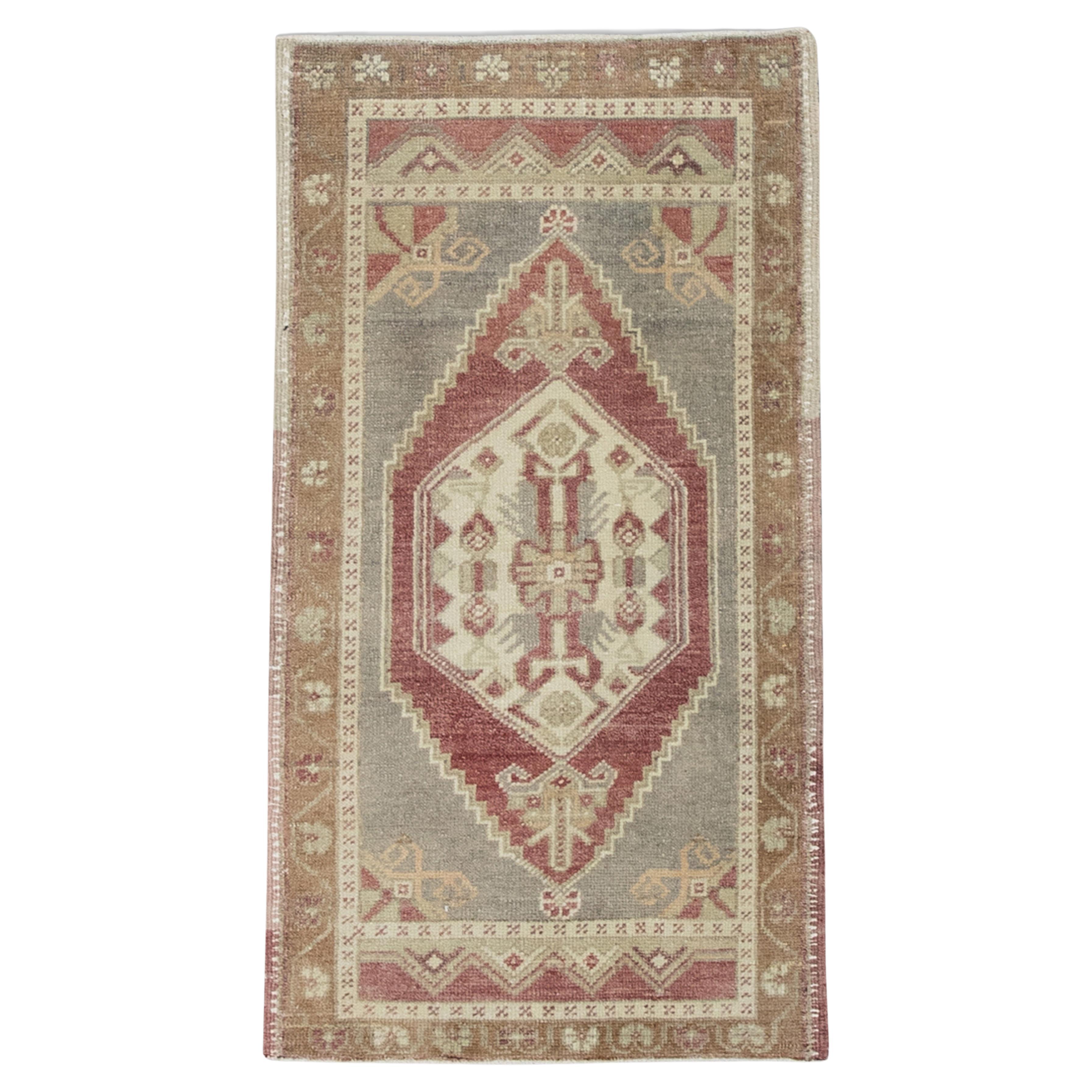 1960s Peach and Gray Vintage Turkish Mini Rug 1'8" x 2'7" For Sale at ...