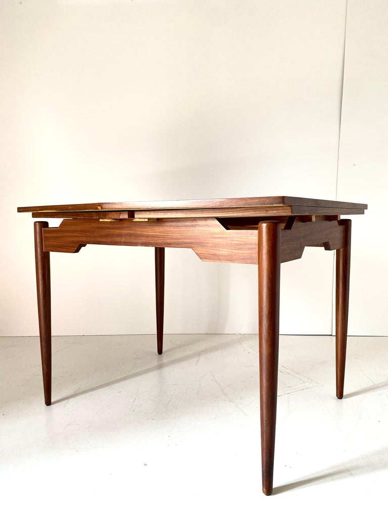1960s Scandinavian Extendible Wood Table For Sale at 1stDibs