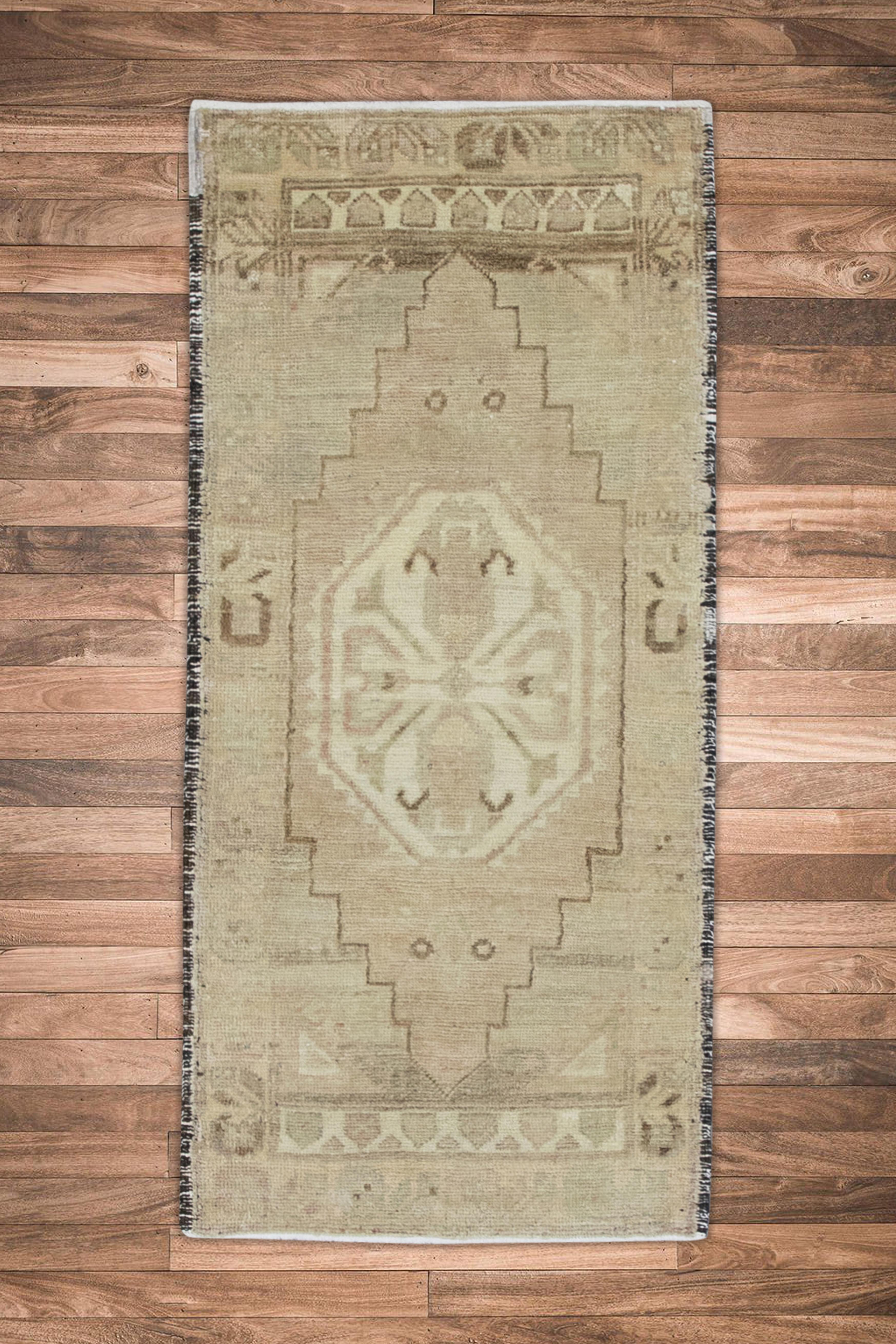 1960s Tan and Pink Vintage Turkish Mini Rug 1'7" X 3'5" For Sale at 1stDibs