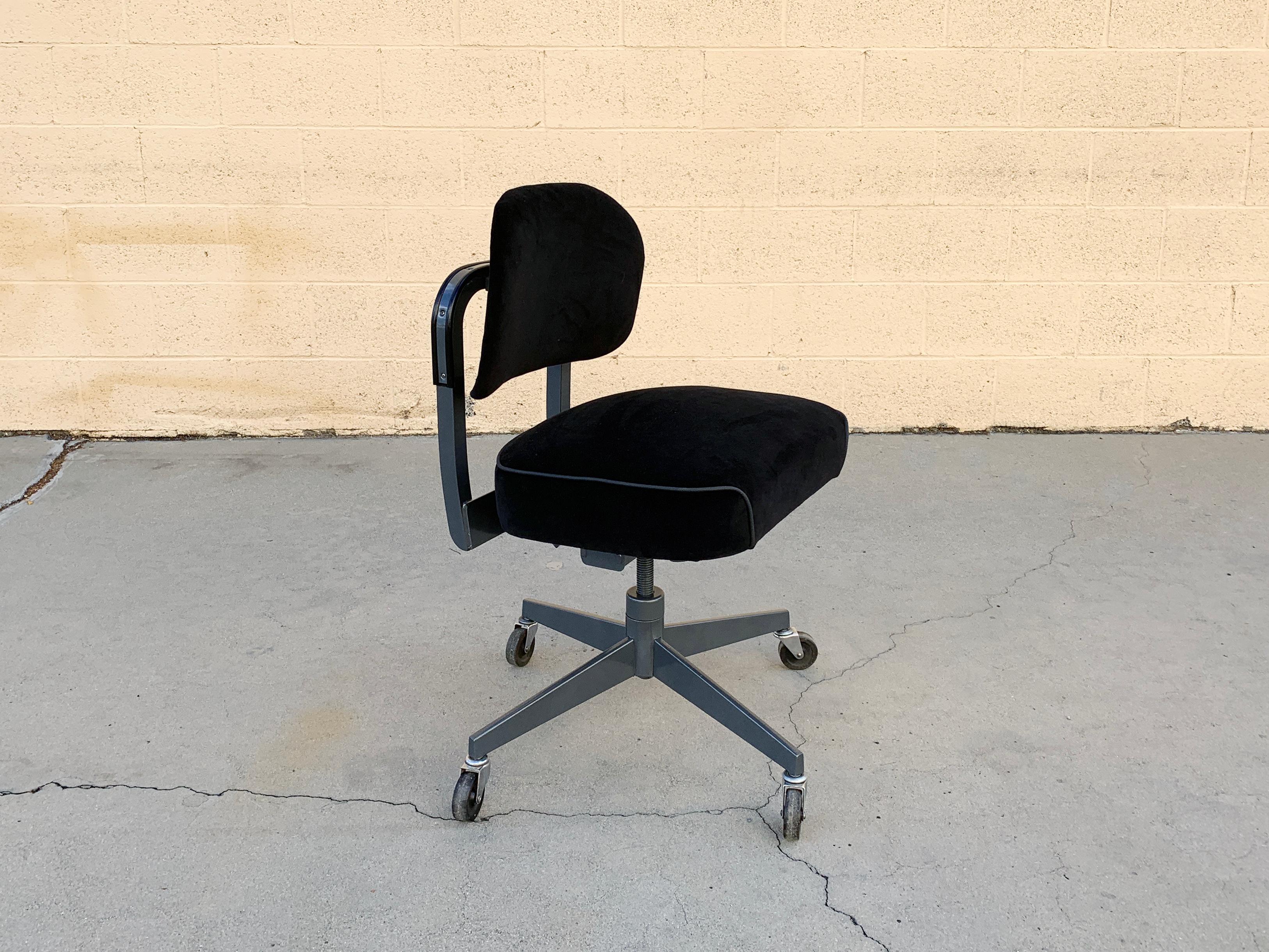 1960s Task Chair by Steelcase, Refinished in Black Velvet and Metallic ...