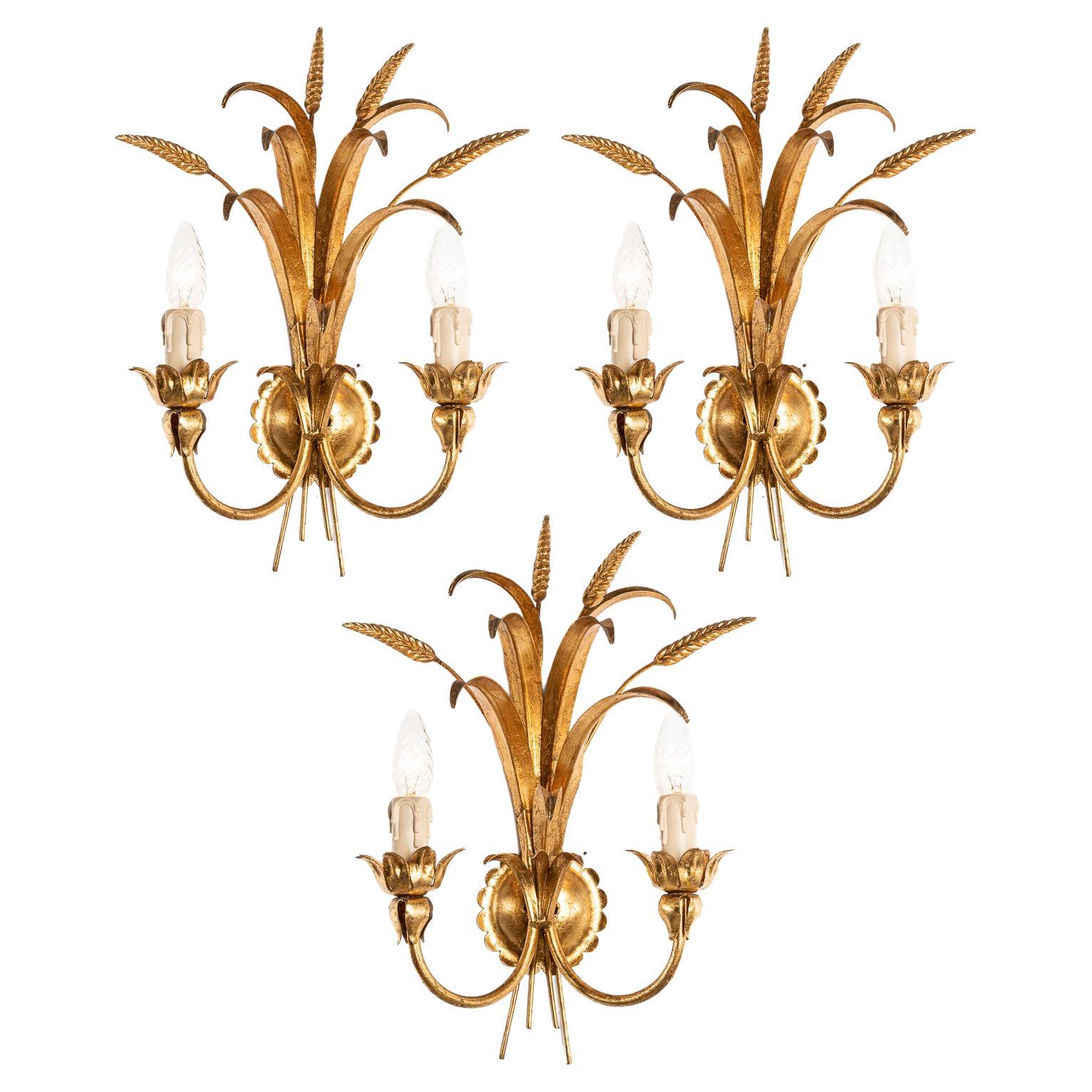 Italian 1960s Hollywood Regency Gilt Metal Sheaf of Wheat Wall Sconce ...