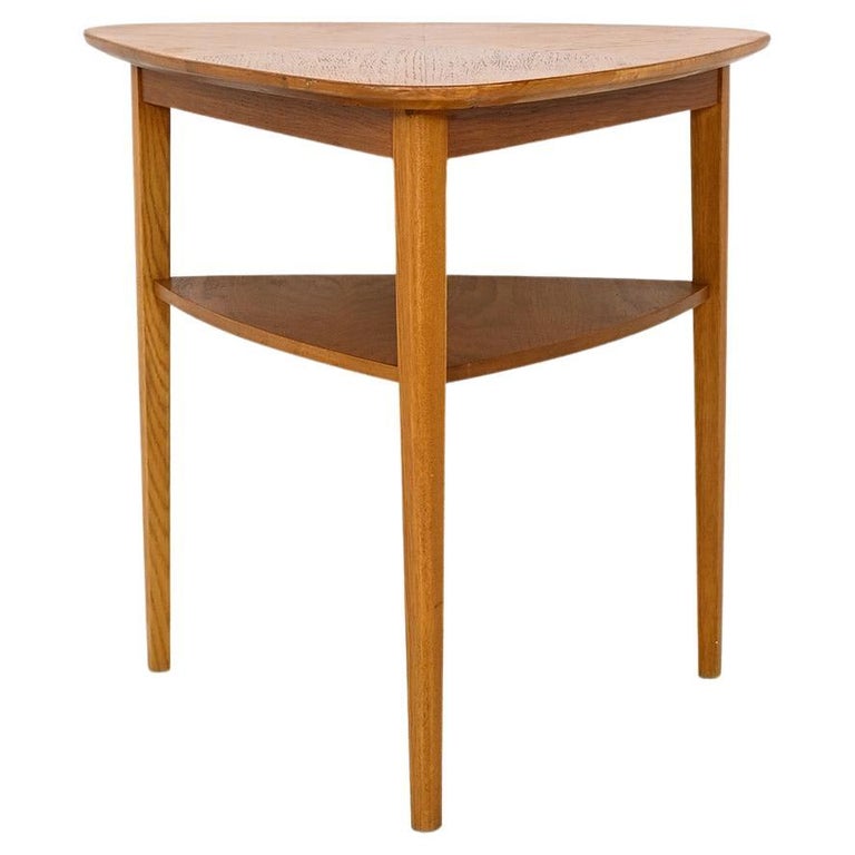 1960s triangular coffee table For Sale at 1stDibs