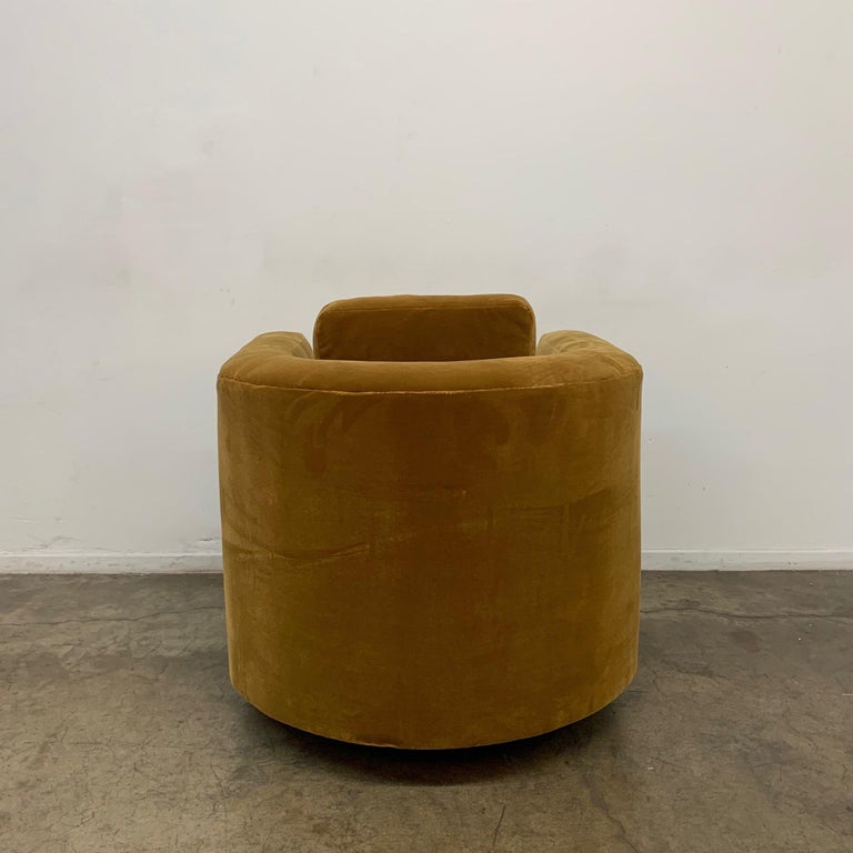 1960’s U-Shaped Barrel Chair at 1stDibs