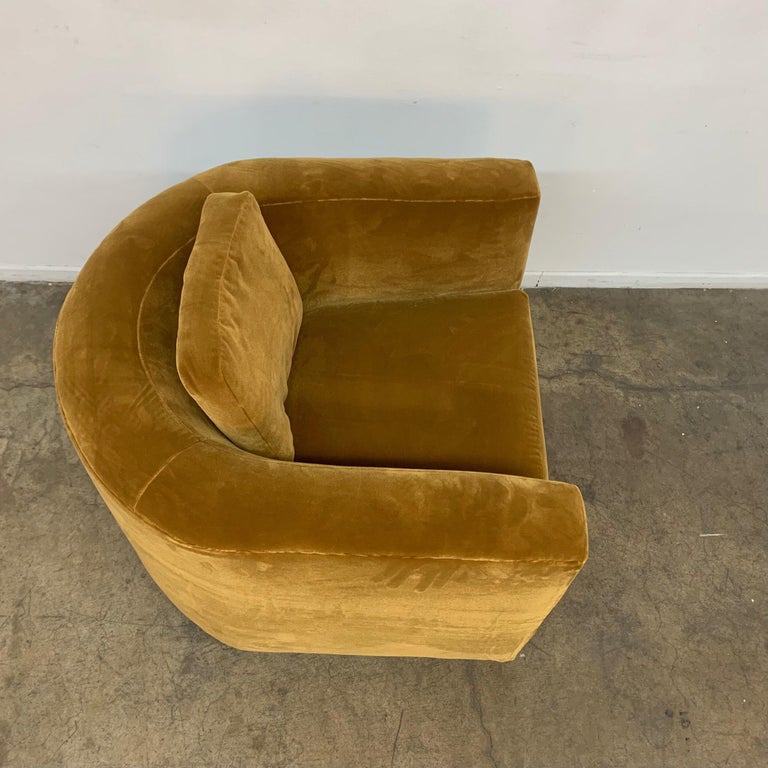 1960’s U-Shaped Barrel Chair at 1stDibs