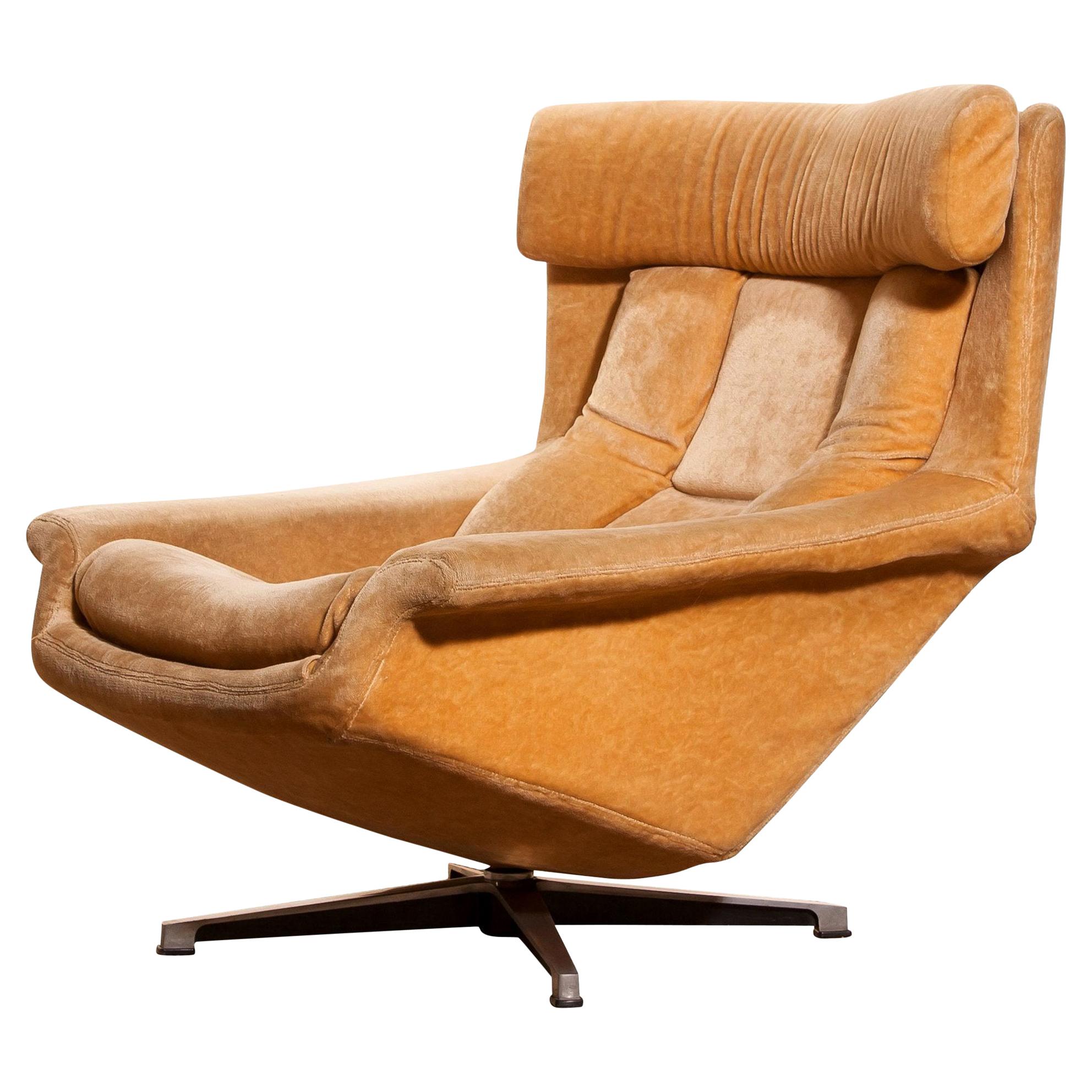 1960s, Velvet Swivel Lounge Chair 'Bamse' by Bra Bohag AB, Sweden at ...