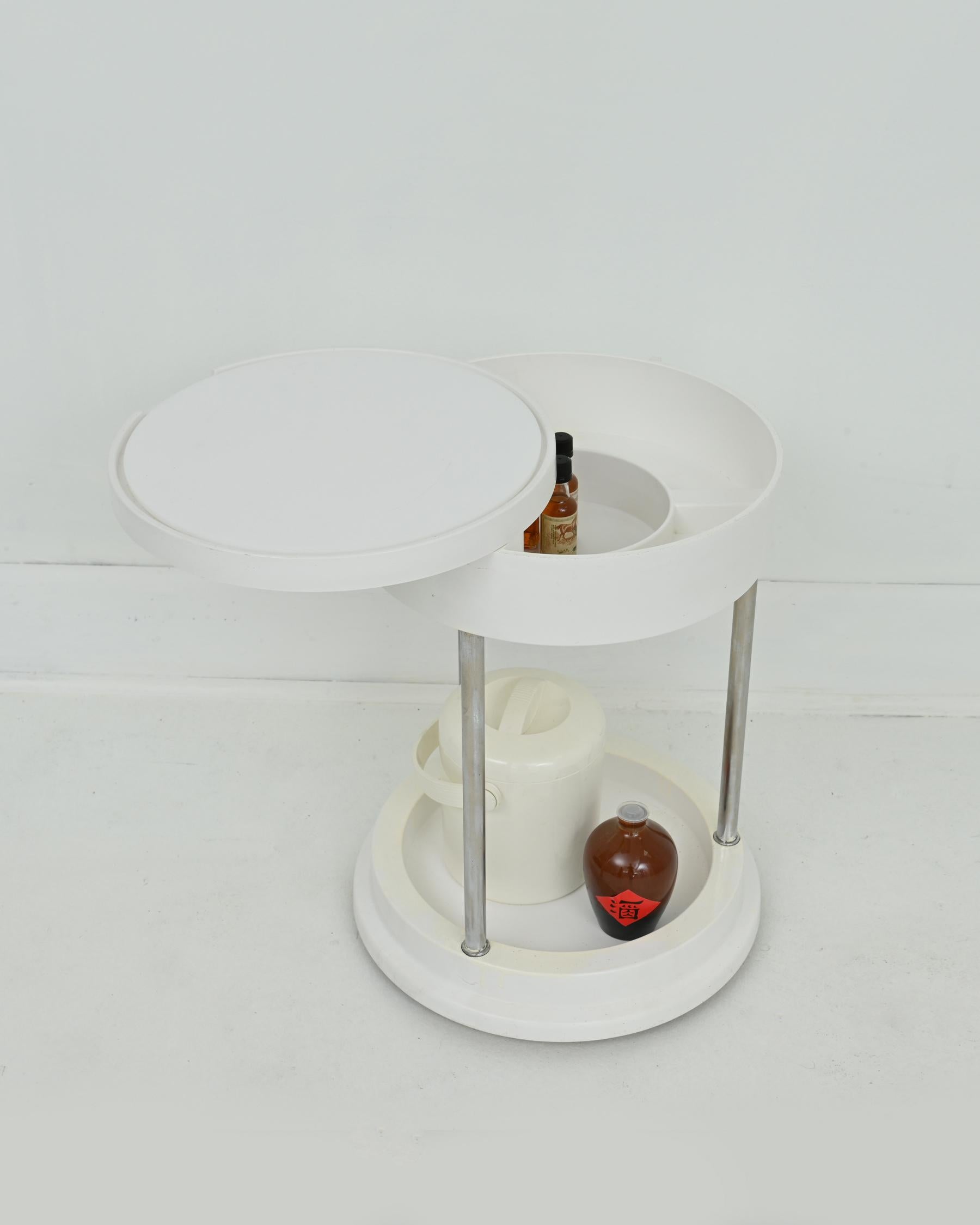 1960s Vesuvio Brevettato White Space Ace Bar Cart Trolley by Carrara ...